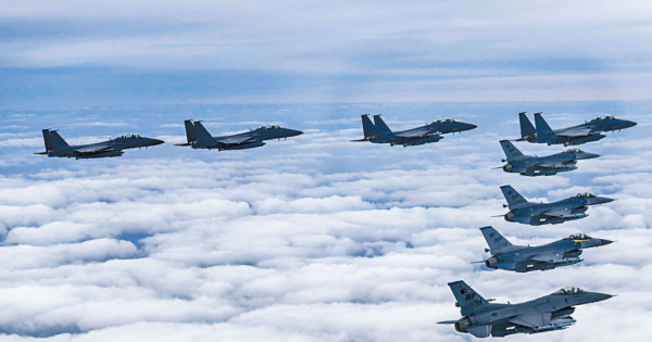 北韓180軍機犯境 南韓F-35A等80戰機應對 | 星島日報